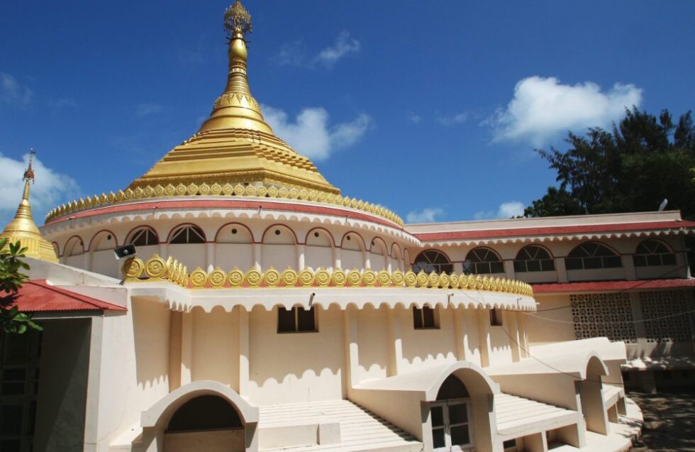 भारत में 21 सर्वश्रेष्ठ विपश्यना ध्यान केंद्र (21 Best Vipassana Centre ...